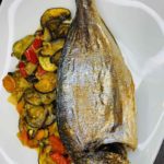 Dorade im Ofen mit Gemüse