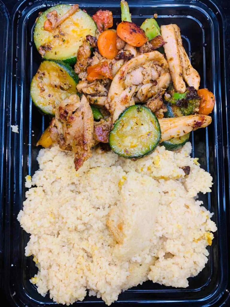 Hähnchengyros, Gemüse & Couscous Meal Prep Box