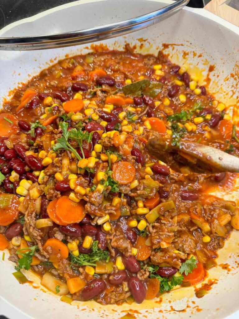 Chili con Carne mit Suppengemüse